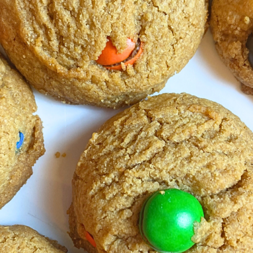 Easy Peanut Butter M&M Crunch Cookies - Two Sisters Mix It Up